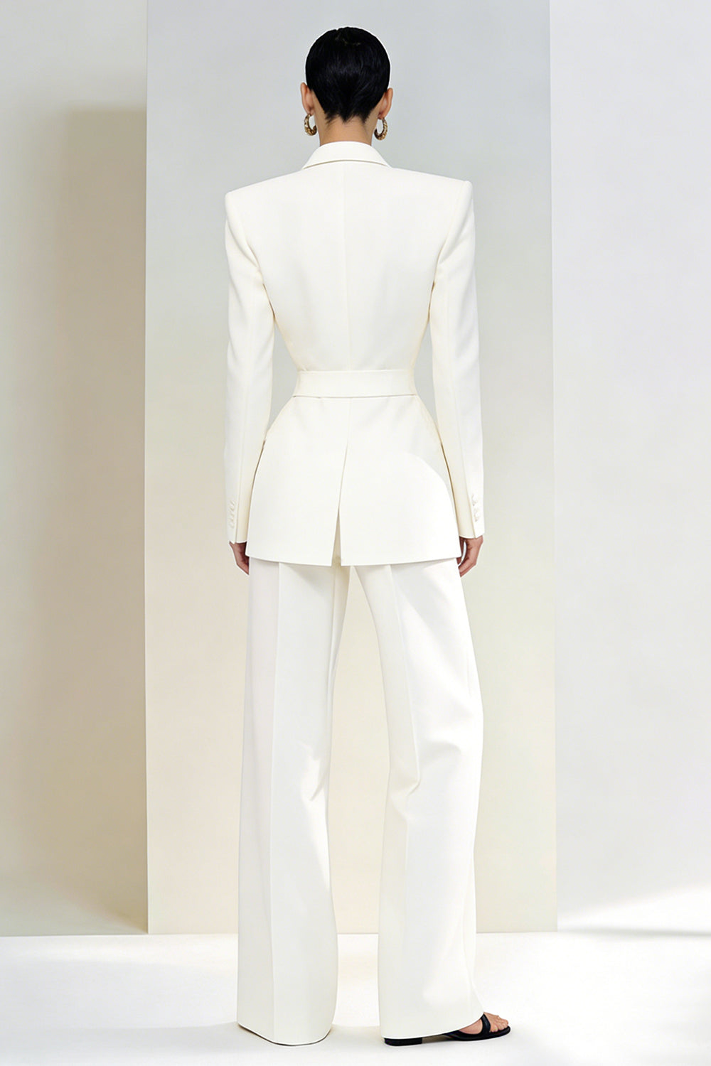 Costumes d’affaires en Ivoire pour femmes ZAPAKA Costumes d’affaires à ...